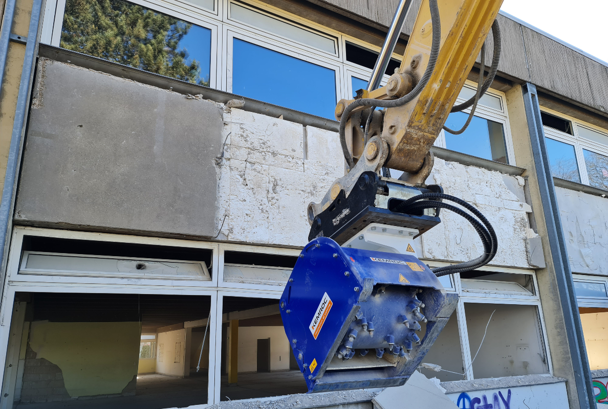 Thanks to depth control, which can be adjusted to the nearest ...