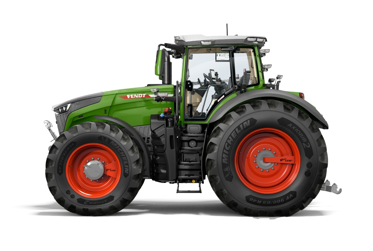 More output. It's more user friendly. More light. Fendt 1000 Vario ...