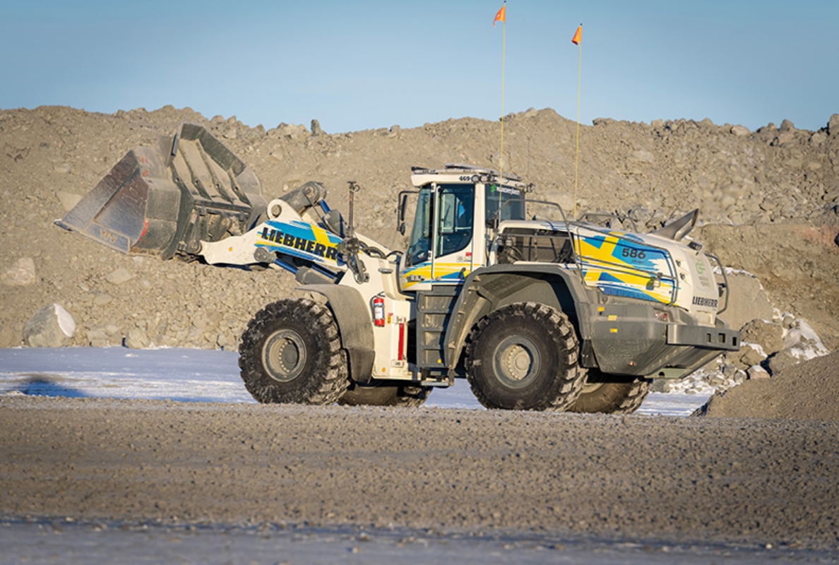 An XPower L 586 wheel loader in the design of the Swedish national flag ...