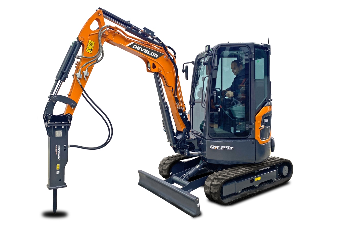 Develon DX27Z-7 Mini-Excavator | LECTURA Press