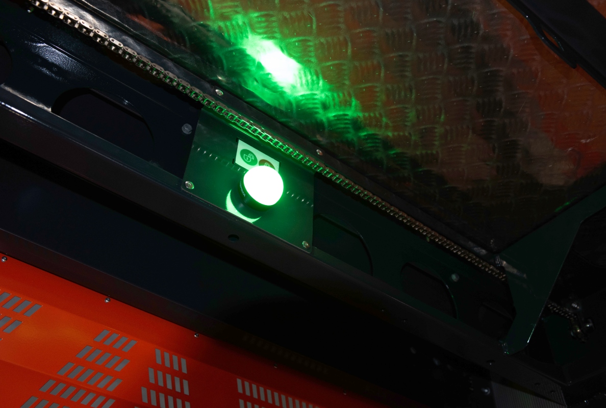 Alimak Scando 650a - Door safety lock with indication light | LECTURA Press