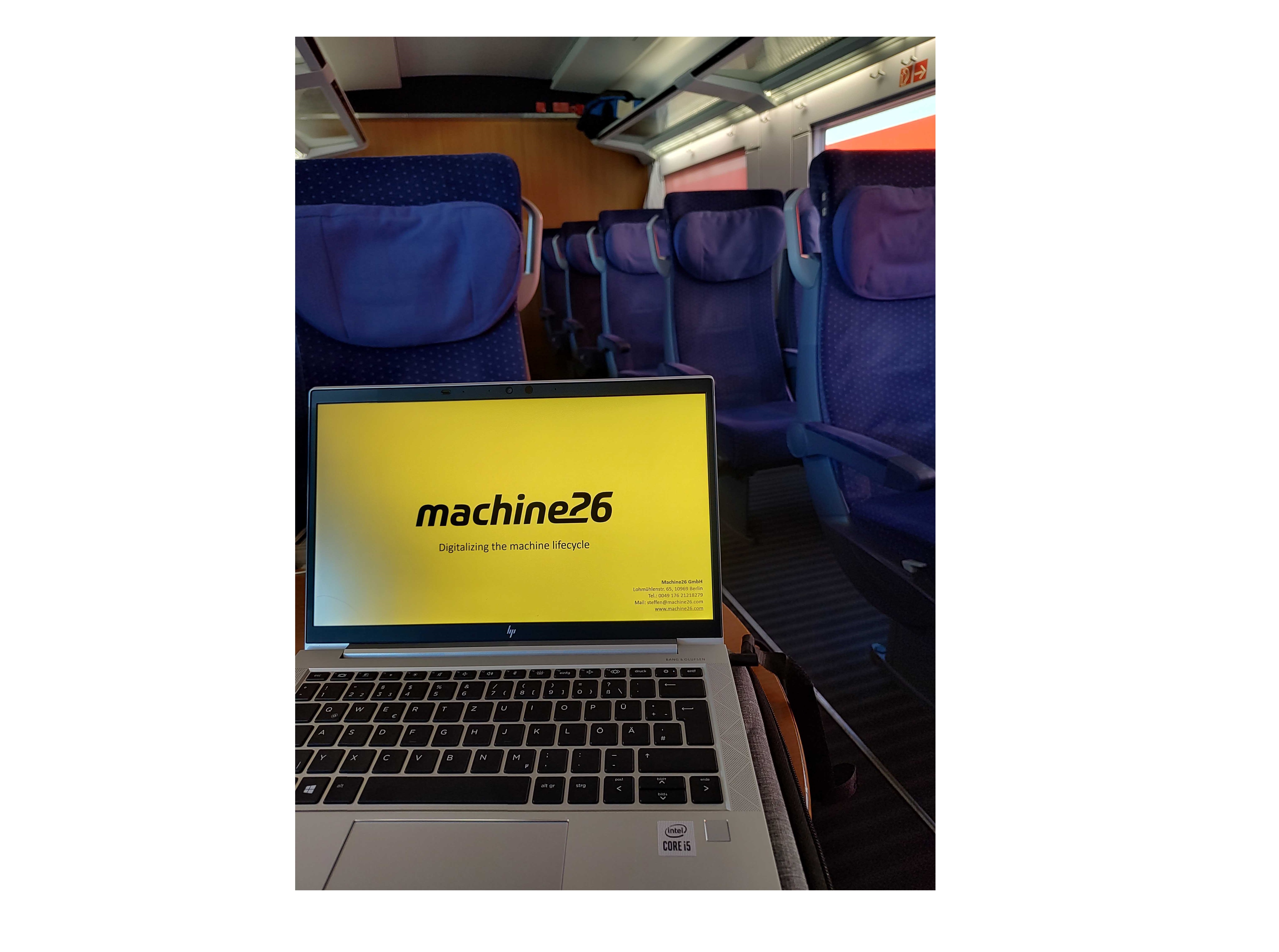 Machine 26 train | LECTURA Press