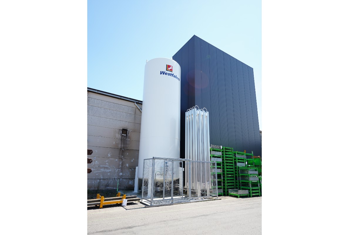 41 m³ nitrogen tank | LECTURA Press