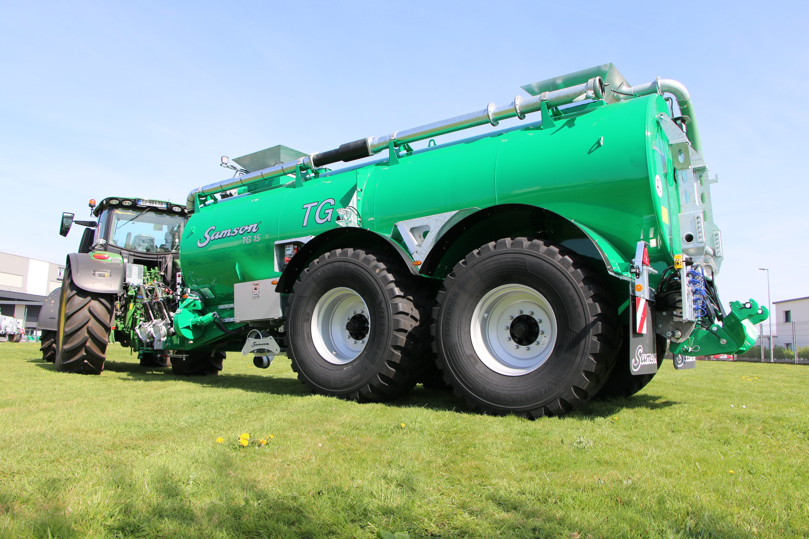 SAMSON expands its range of slurry tankers and introduces the new TG15 ...