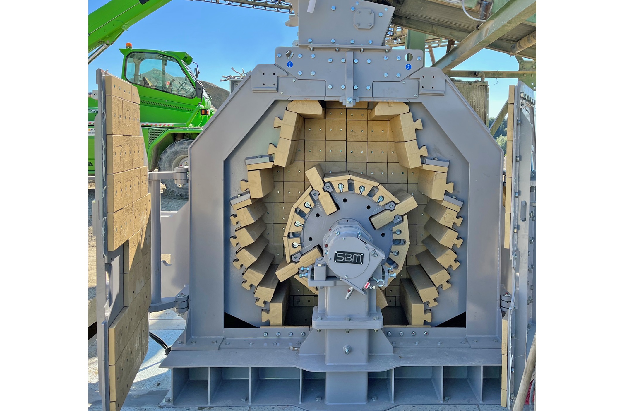 In practice, the SMR technology scores with good accessibility of the ...