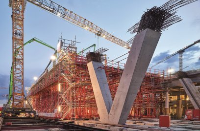 PERI assisted with the construction of the 550-m-long and 27-m-wide ...