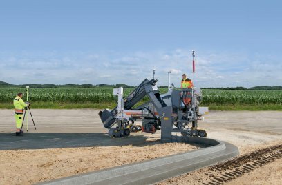 The Wirtgen AutoPilot 2.0 for stringless paving increases process efficiency and safety ...