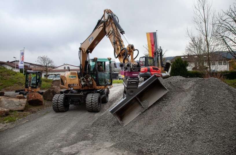 Perfect solution for any possible task: Holp offers next level of ...