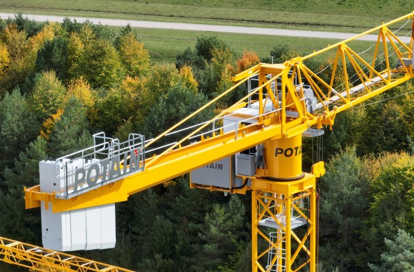 Manitowoc unveils Potain MDT 159 topless tower crane at bauma 2022 to ...