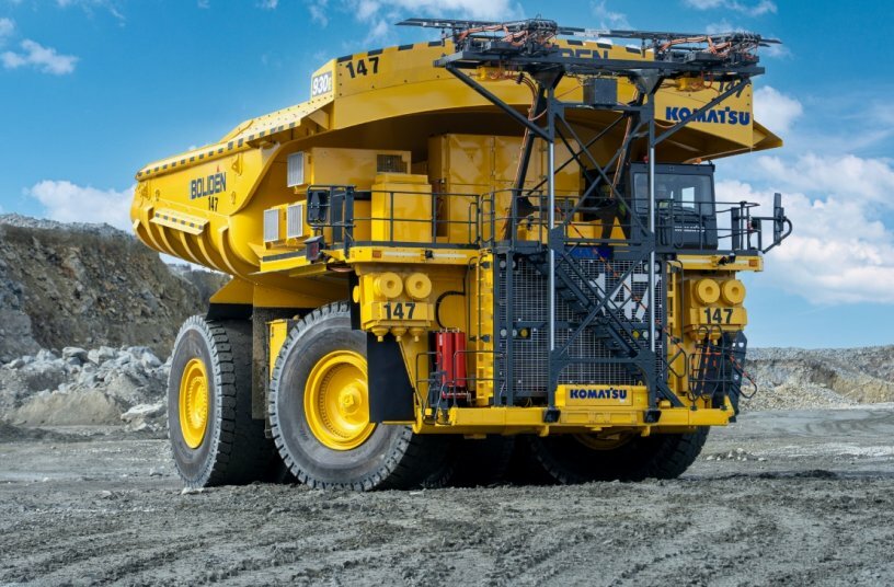 Komatsu commissions first diesel trolley power agnostic truck | LECTURA ...