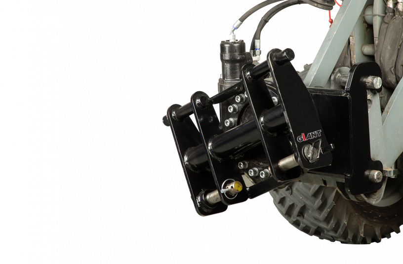 700 GIANT Attachments enhance machine versatility | LECTURA Press