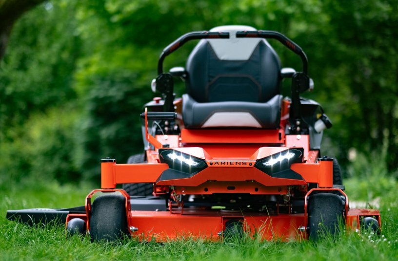 The new Ariens Ikon zero-turn mower: Magnificent. The sum of its ...