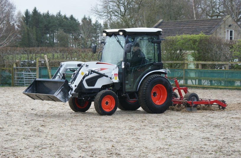 UK’s First Bobcat Compact Tractor Working Hard in Yorkshire | LECTURA Press