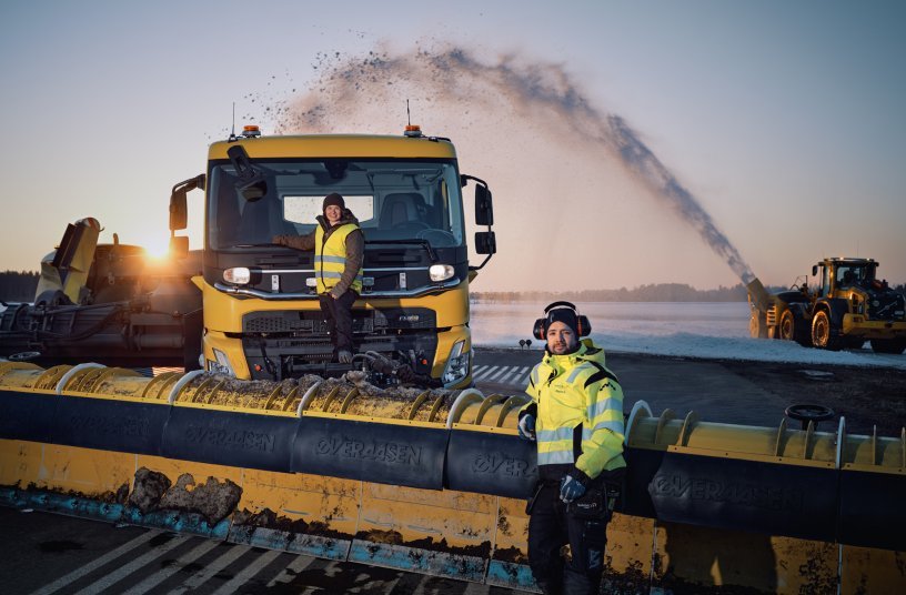 Volvo Penta D11 makes Øveraasen RS 400 a run(a)way success | LECTURA Press