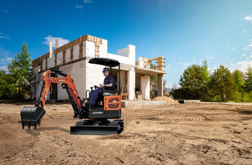 Doosan Launches New DX20Z-7 Two Tonne Mini-Excavator | LECTURA Press