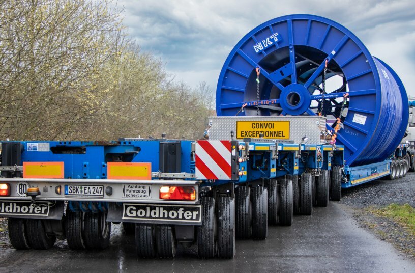 PURE efficiency: cable drum transportation with Goldhofer | LECTURA Press