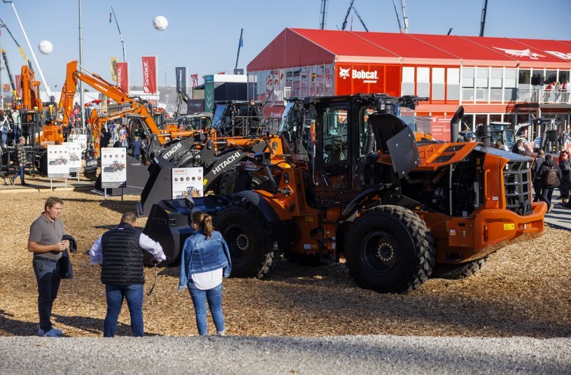 Hitachi launches versatile ZW160-7 wheel loader at Bauma | LECTURA Press