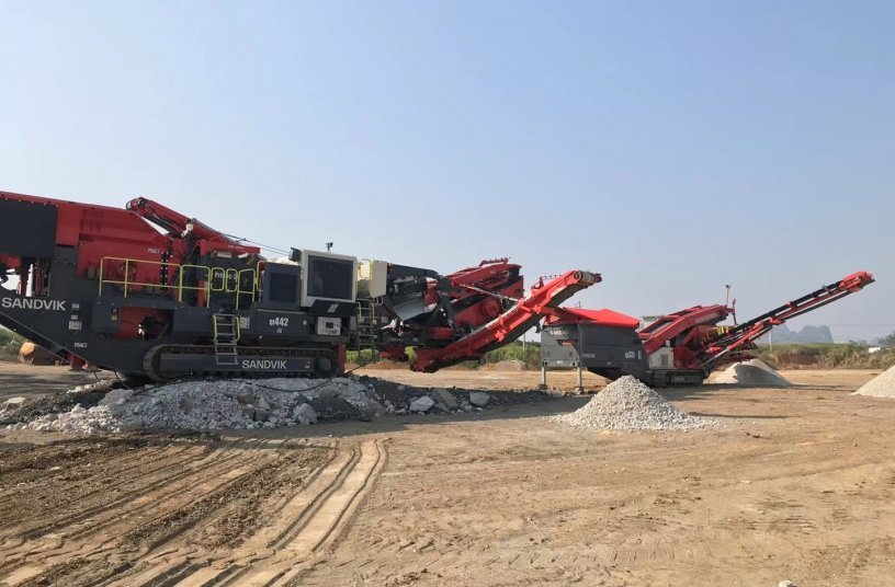 Sandvik mobile crushing and screening solution delivers in China ...