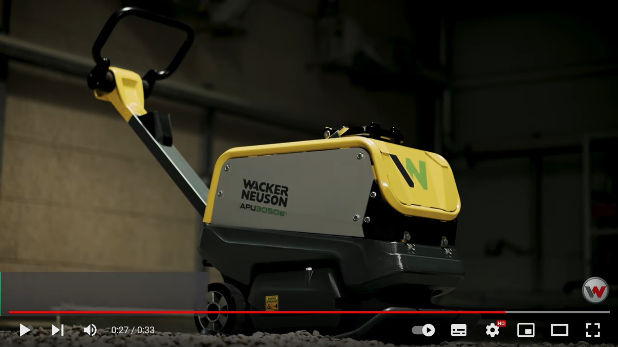 Wacker Neuson battery-powered plate APU3050e | LECTURA Press